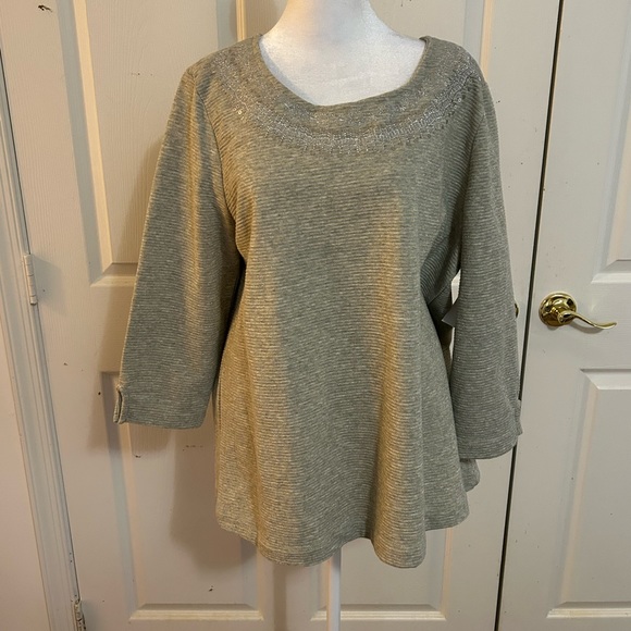 Laura Scott | Sweaters | Nwt Laura Scott Gray Sweater With Silver And ...